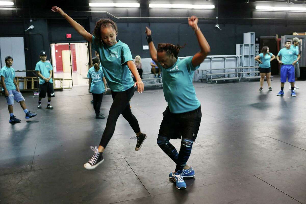 Deaf Dance Company celebrates 20th anniversary