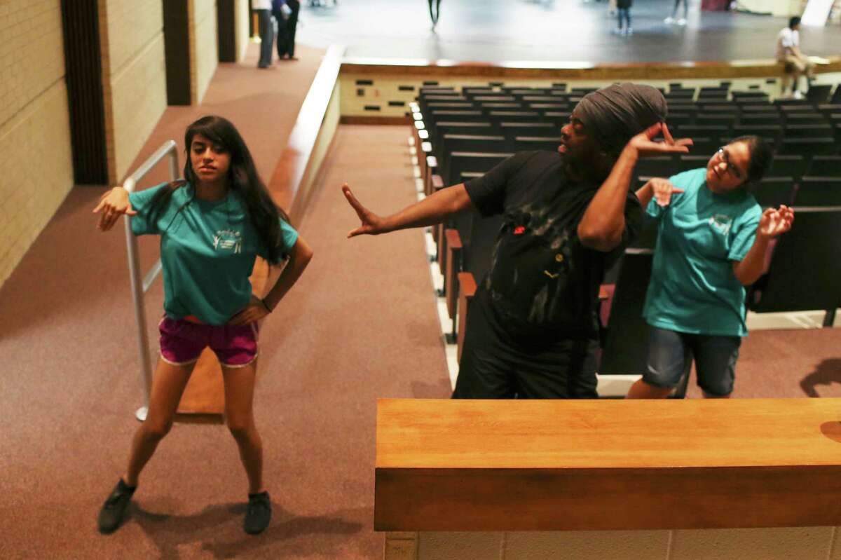 Deaf Dance Company celebrates 20th anniversary