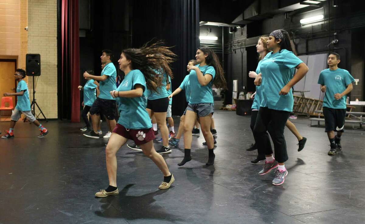Deaf Dance Company celebrates 20th anniversary