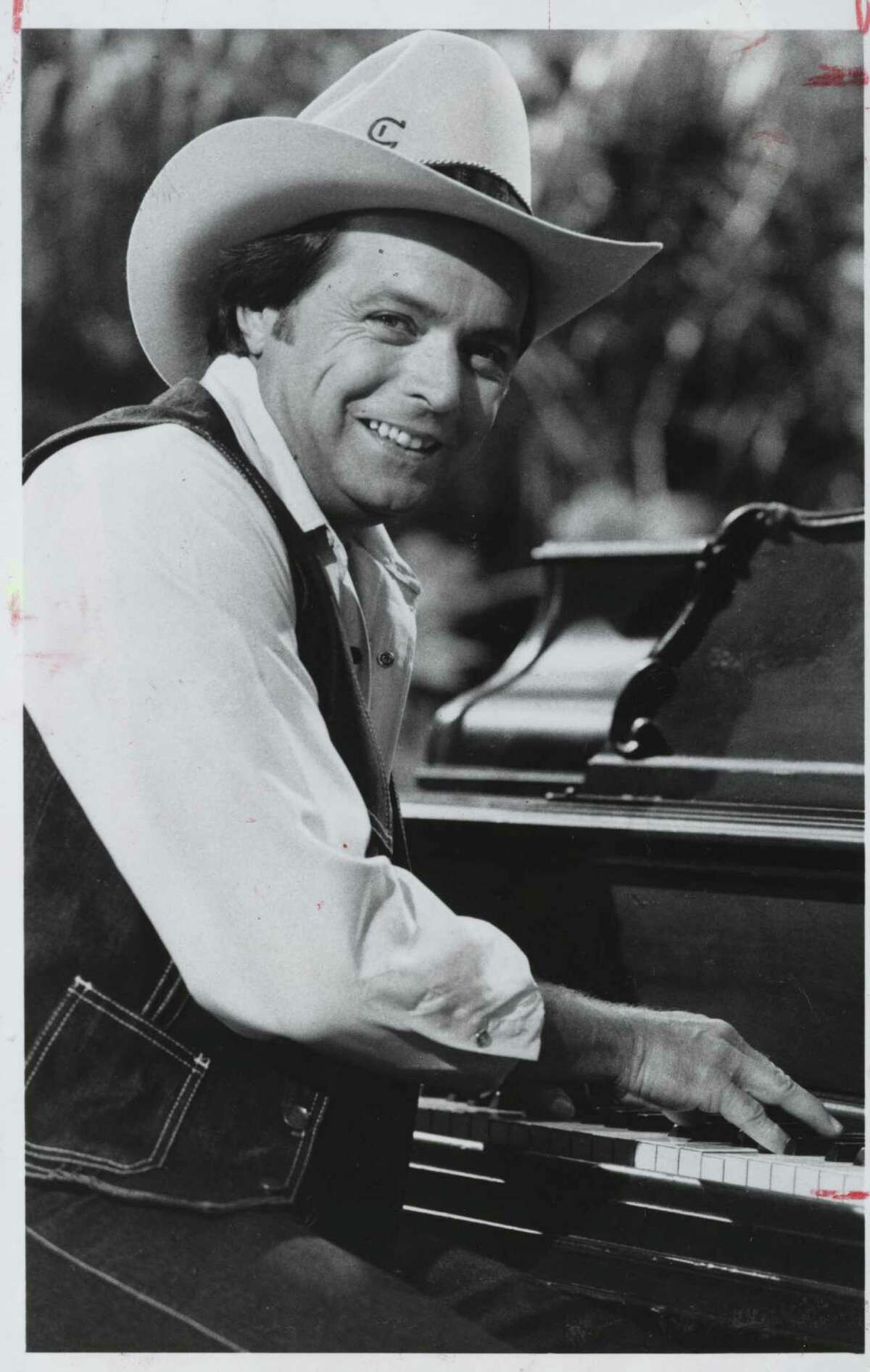 No (mechanical) bull: Gilley's helped city 2-step into history