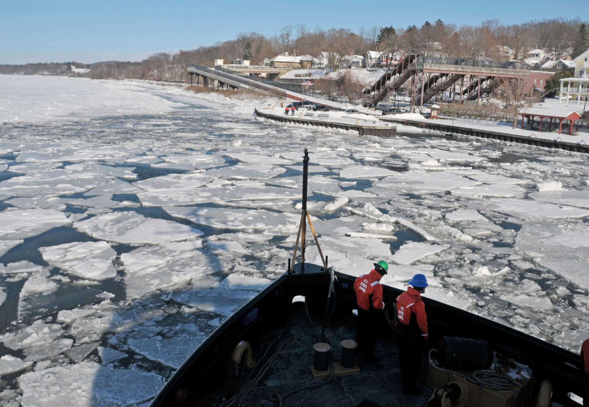 Coast Guard to keep Hudson River ice clear as icy blast approaches