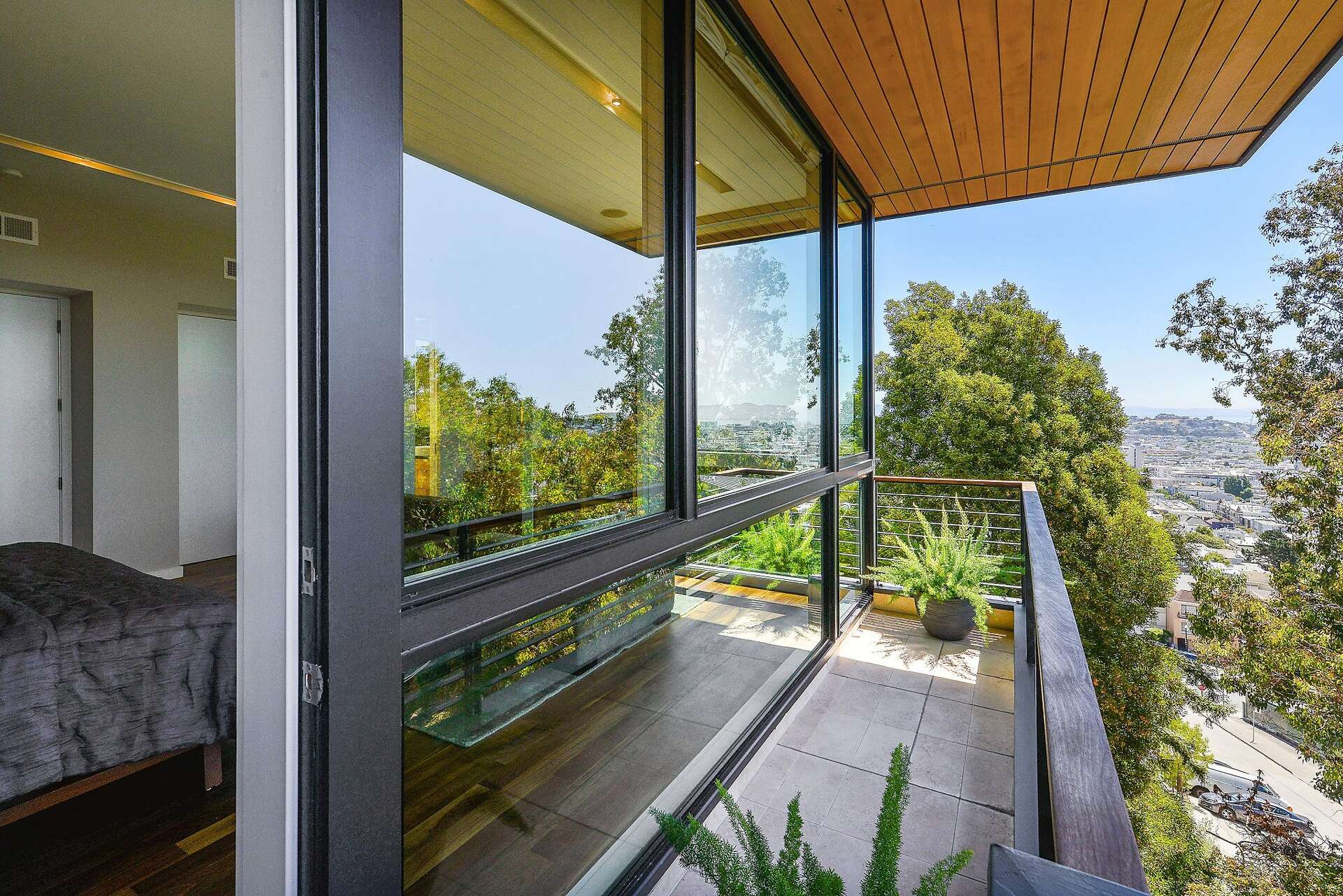 Large windows boost open flow of Dolores Heights contemporary