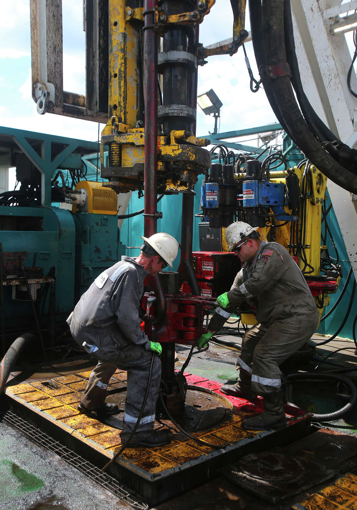 Report: Eagle Ford Shale takes big spending hit during the oil bust