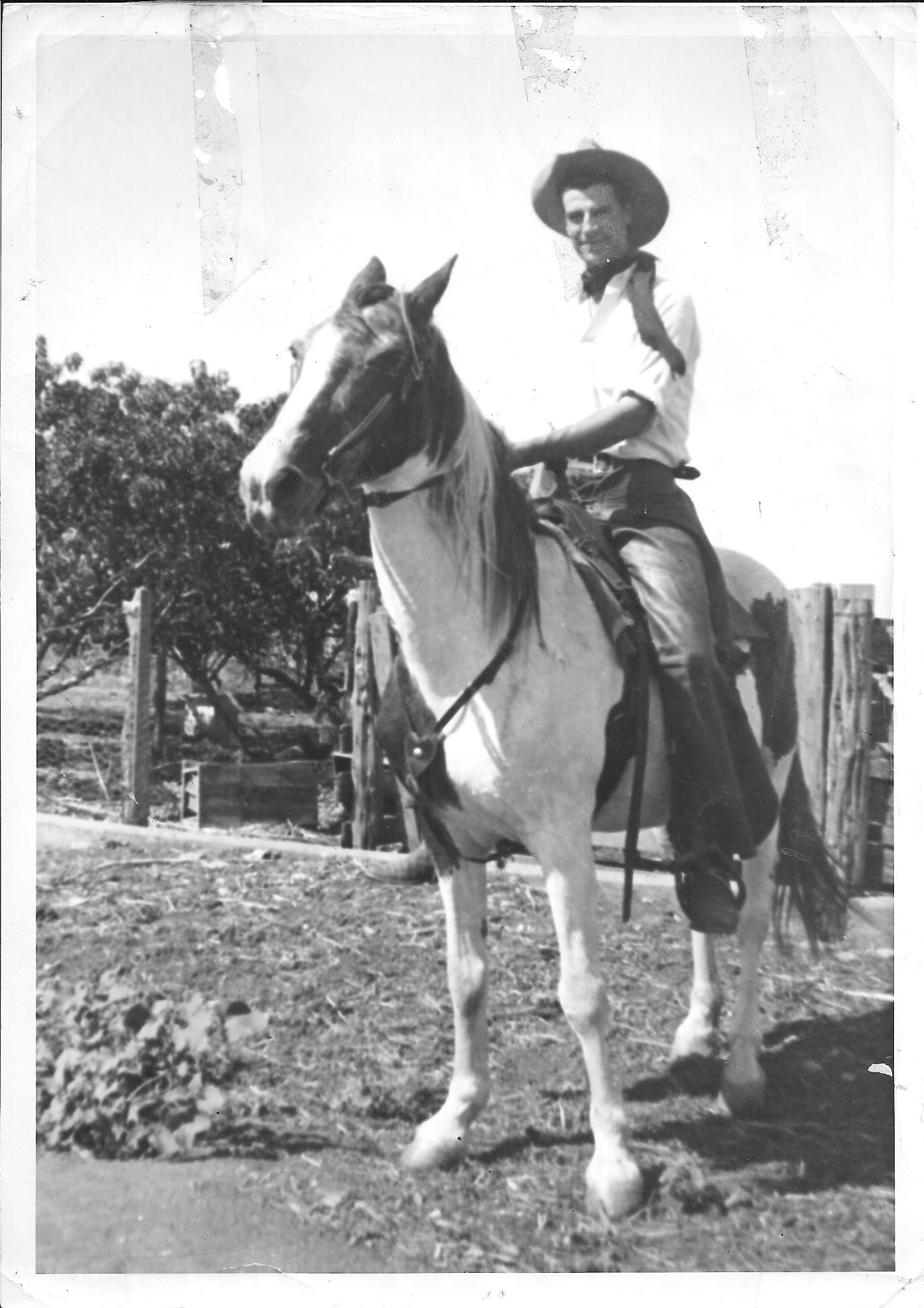 Cowboys, cowgirls reunite at dude ranch weekend