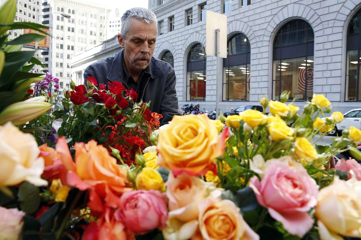 High-tech partners help old-school florist bloom again
