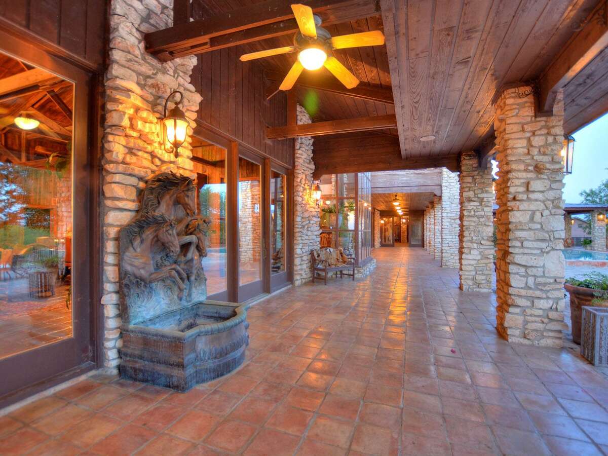 Inside a famous Texas home with Hollywood history