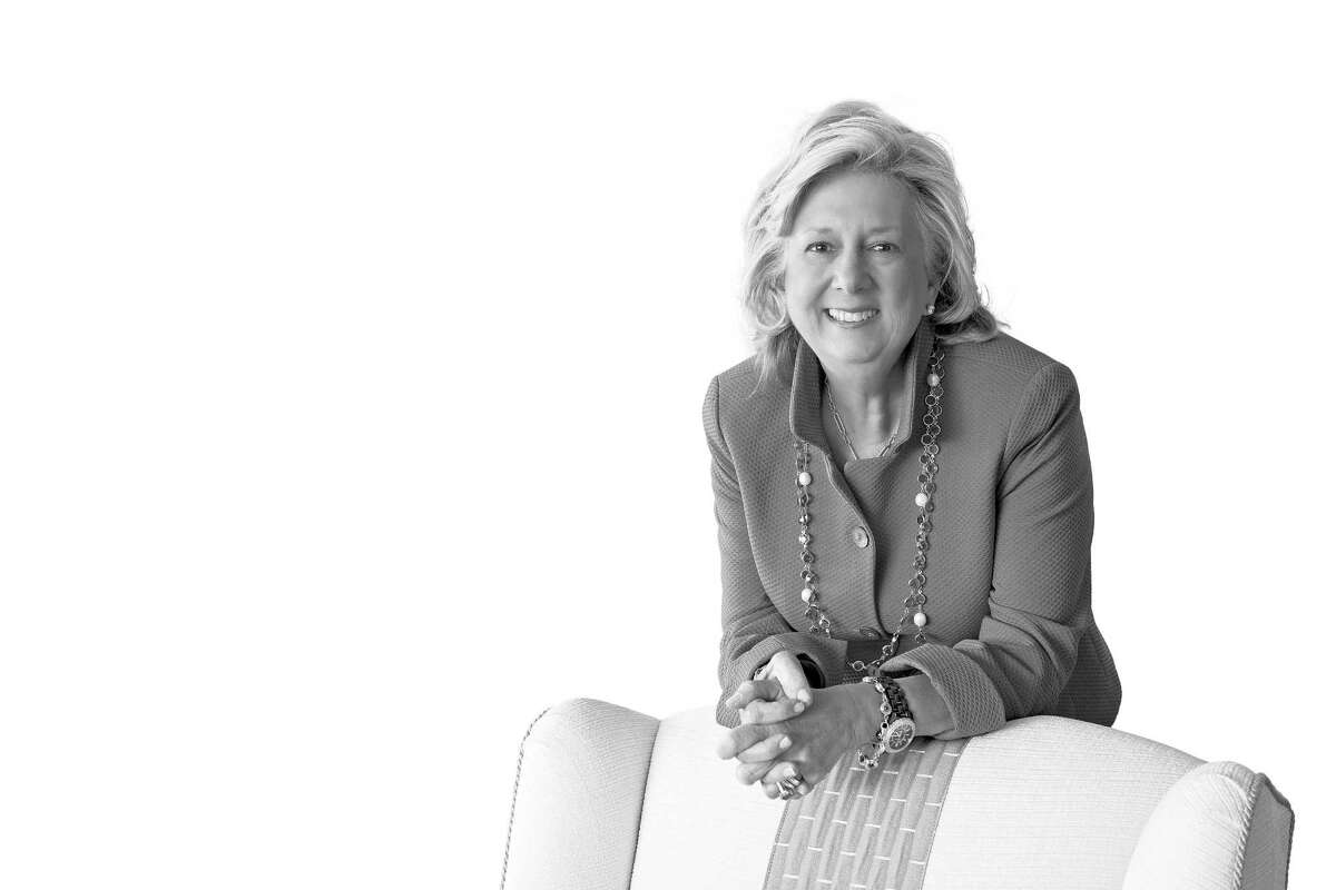 To write thrillers, this prosecutor-turned-novelist Linda Fairstein ...