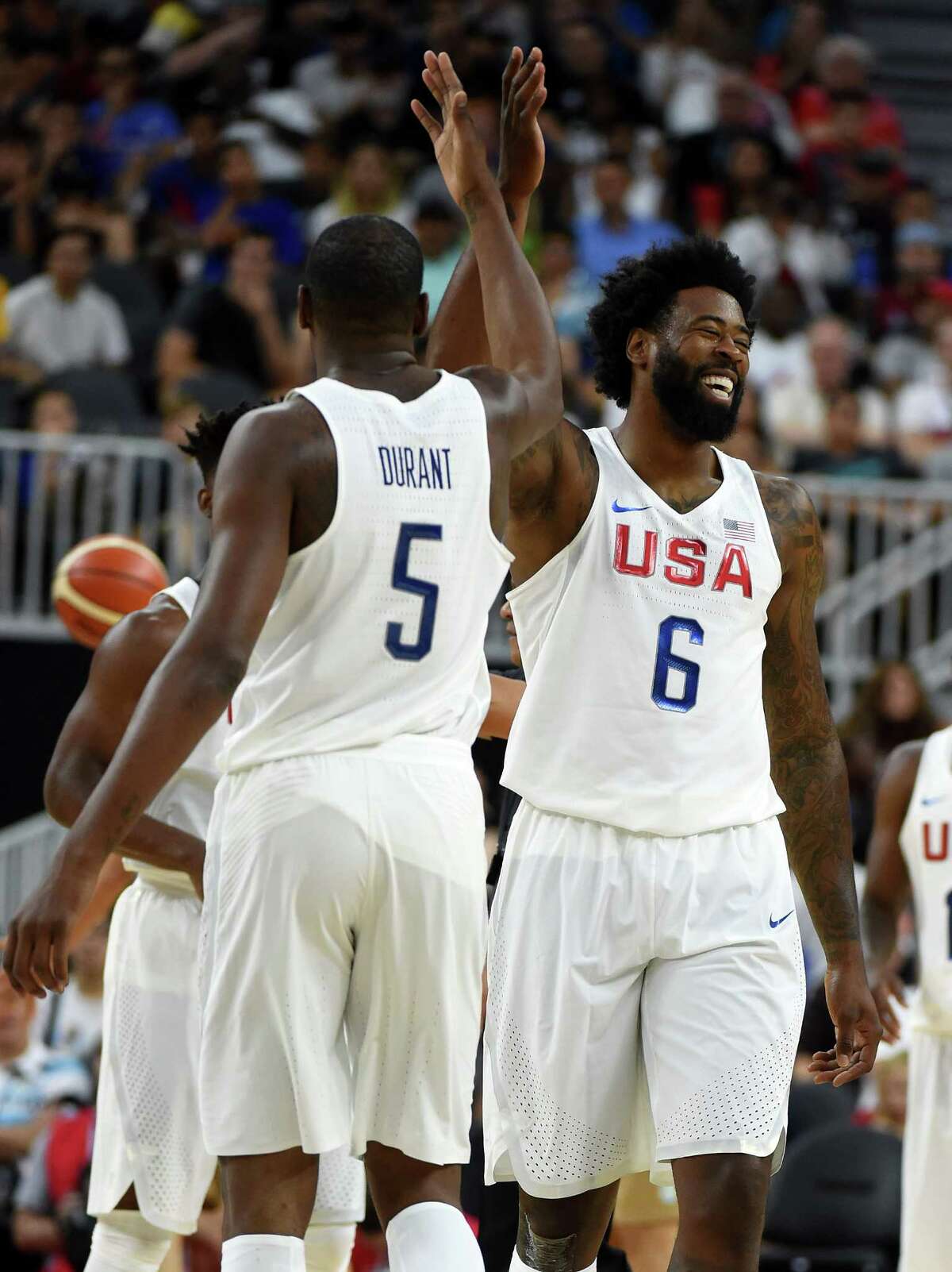 Kevin Durant, Team USA roll from the start in Olympic debut