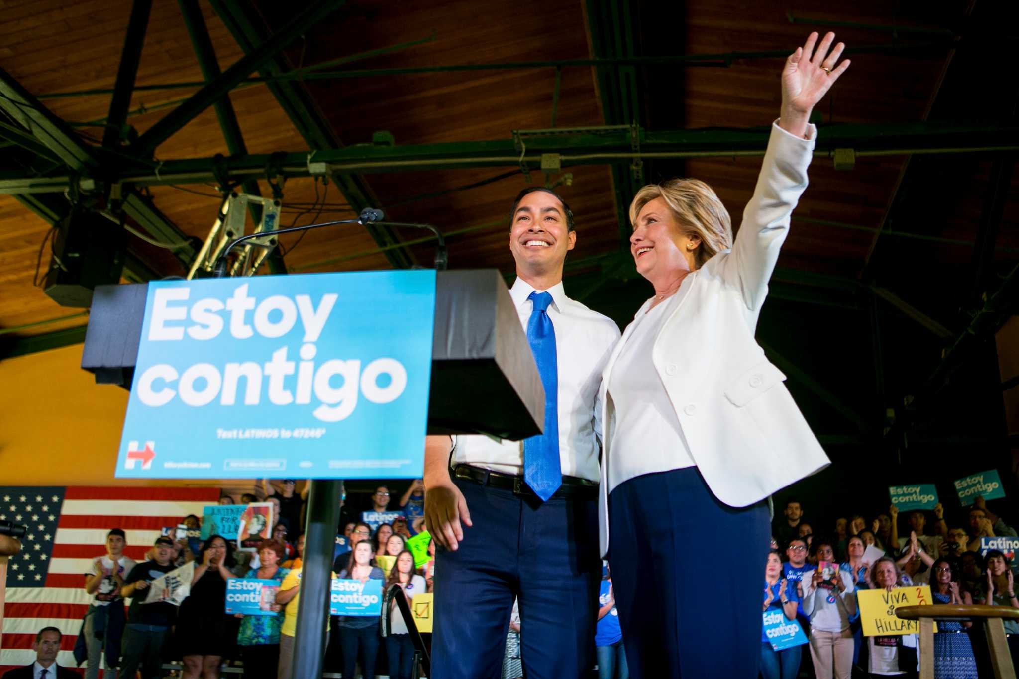 Castro brothers in reversed roles at Democratic convention