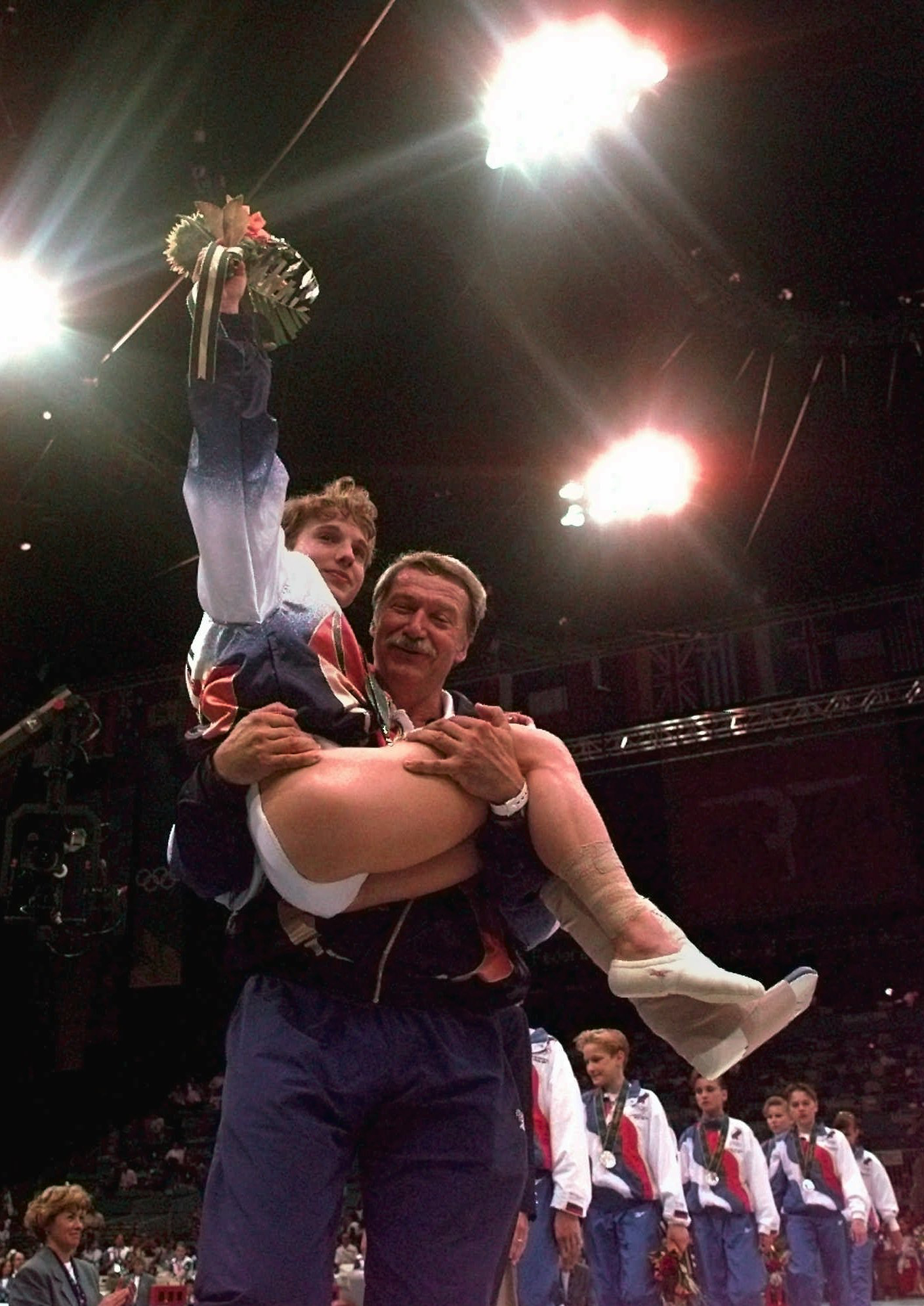 Kerri Strug's lasting image still iconic 20 years later