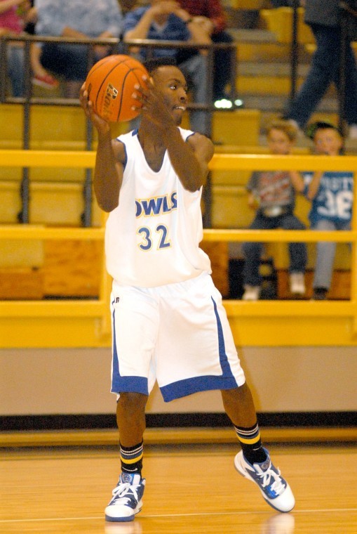 Poindexter takes high jump title; Brazier finishes 4th