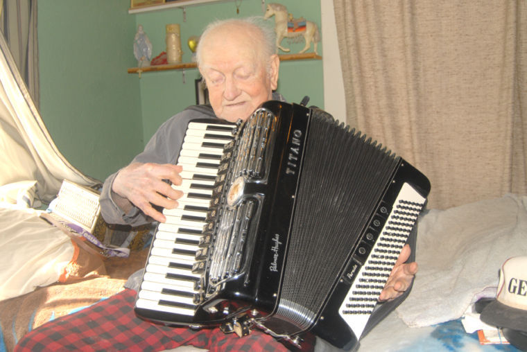 Ray Jimenez, 90, picked cotton by hand