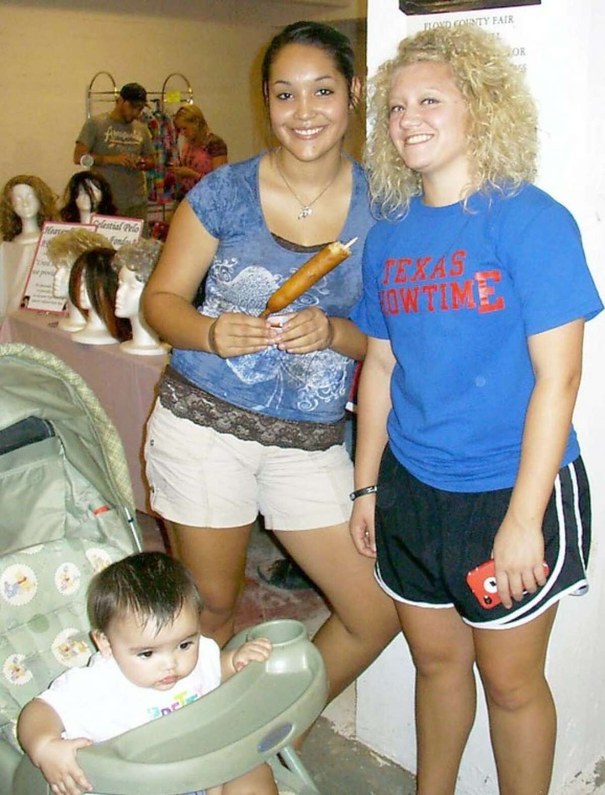 Darby Long crowned Miss Floyd County
