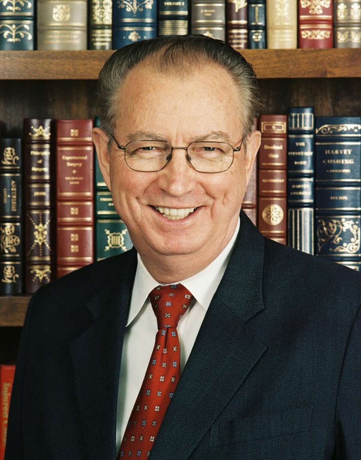 Surgeon returns to WBU for alumni lecture