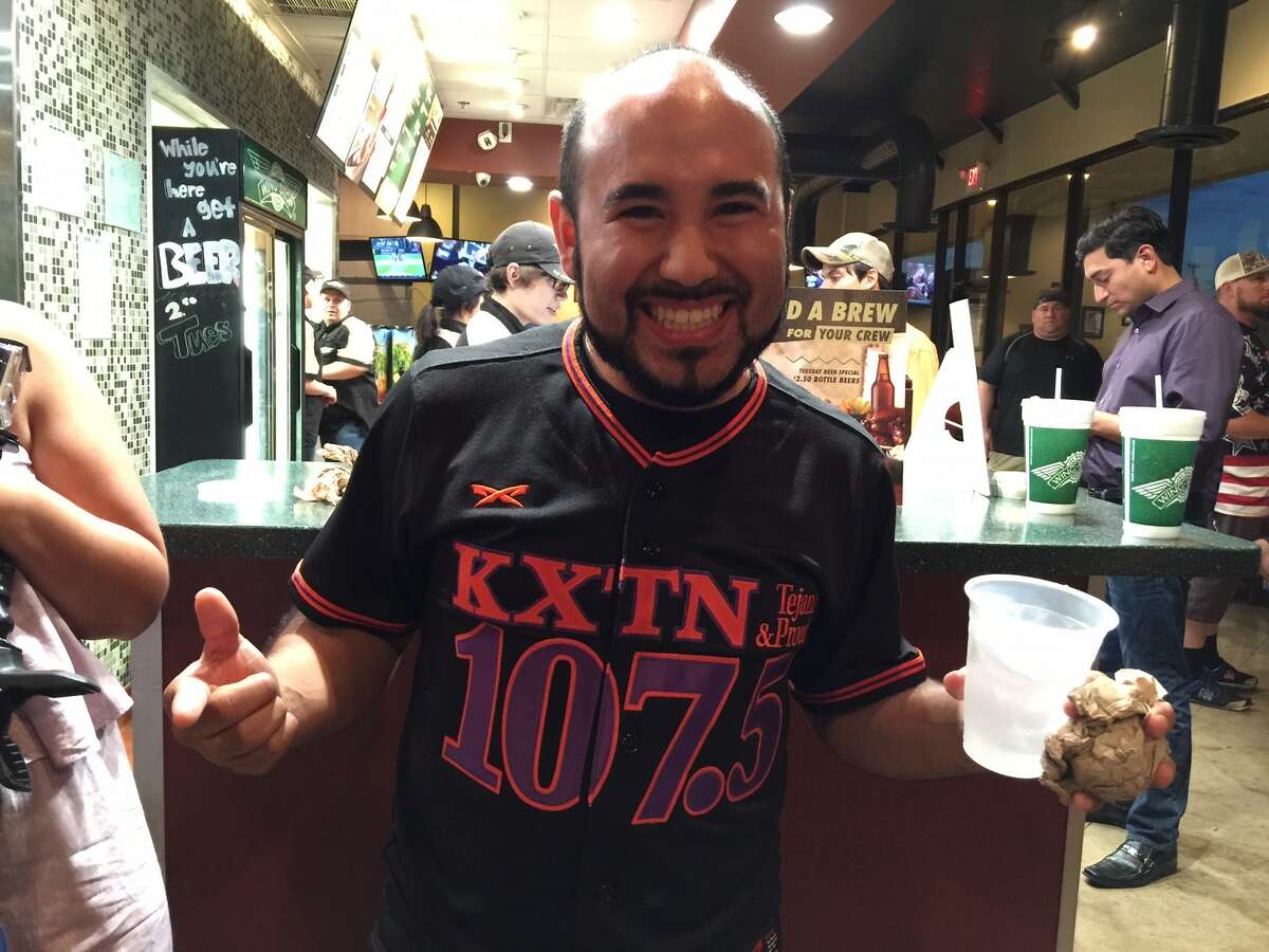 San Antonio celebrities compete in Wingstop eating competition for charity