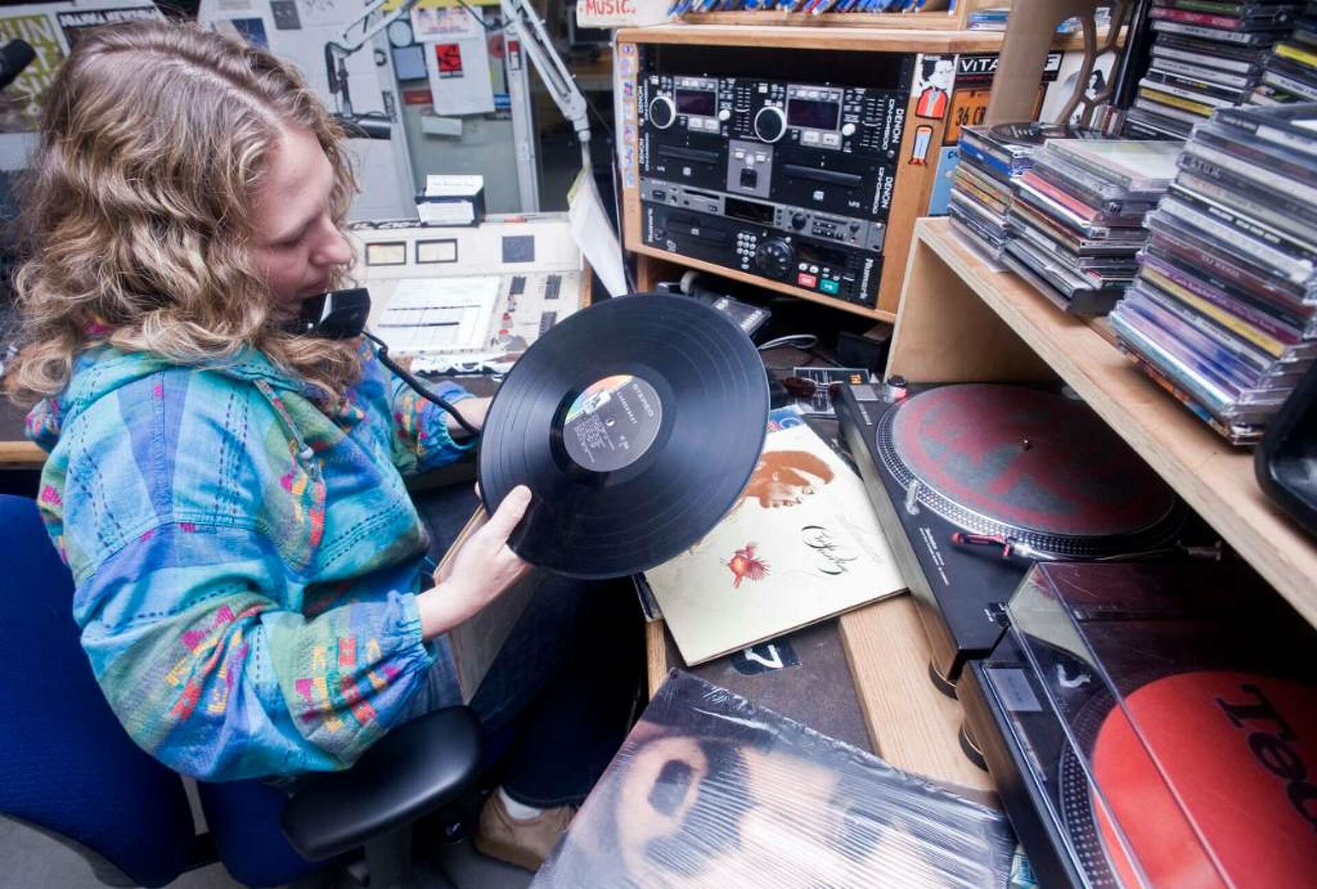 WestConn DJ hosts party for longtime show