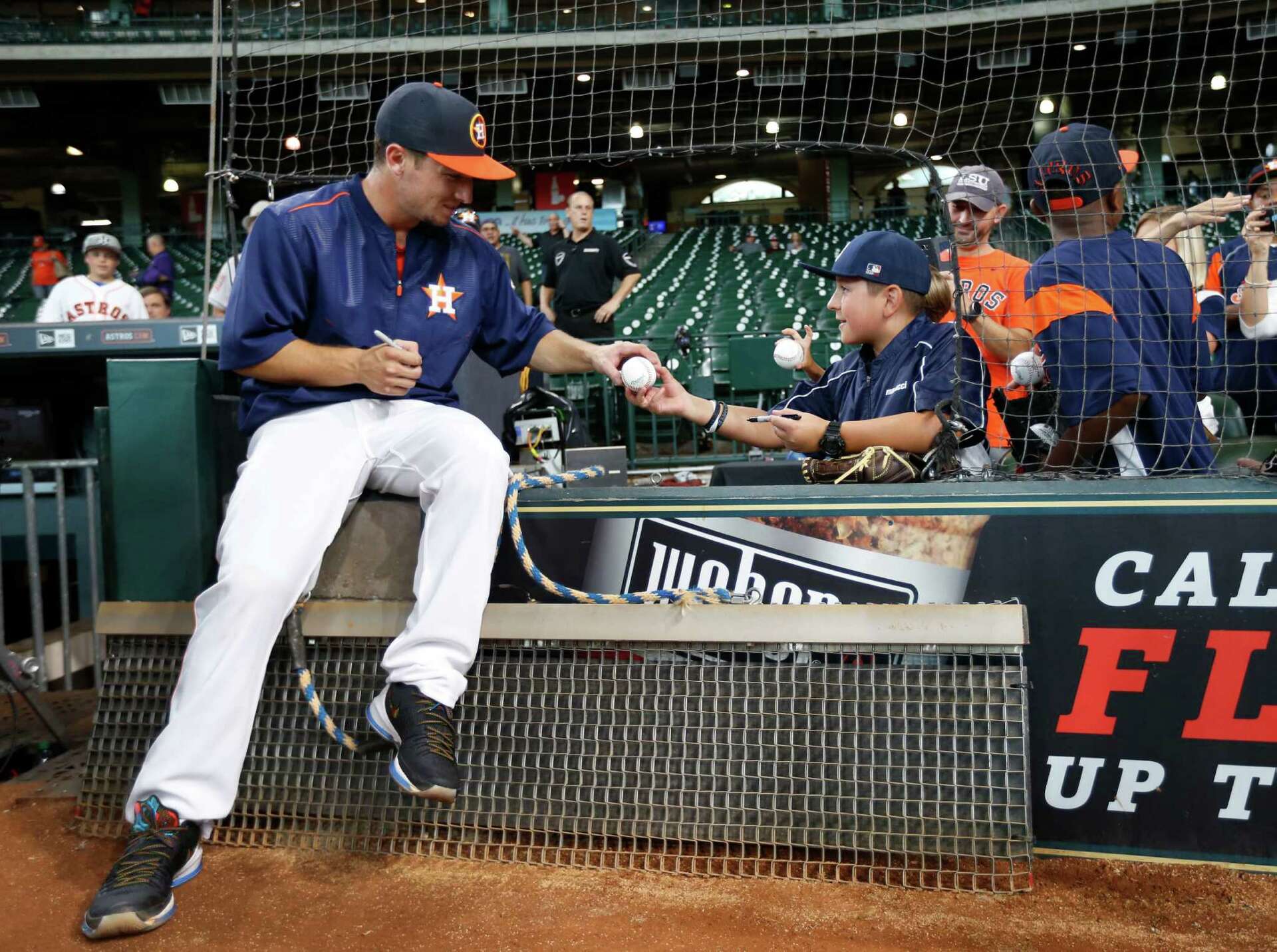 Indians' Trevor Bauer taunts Astros' Alex Bregman