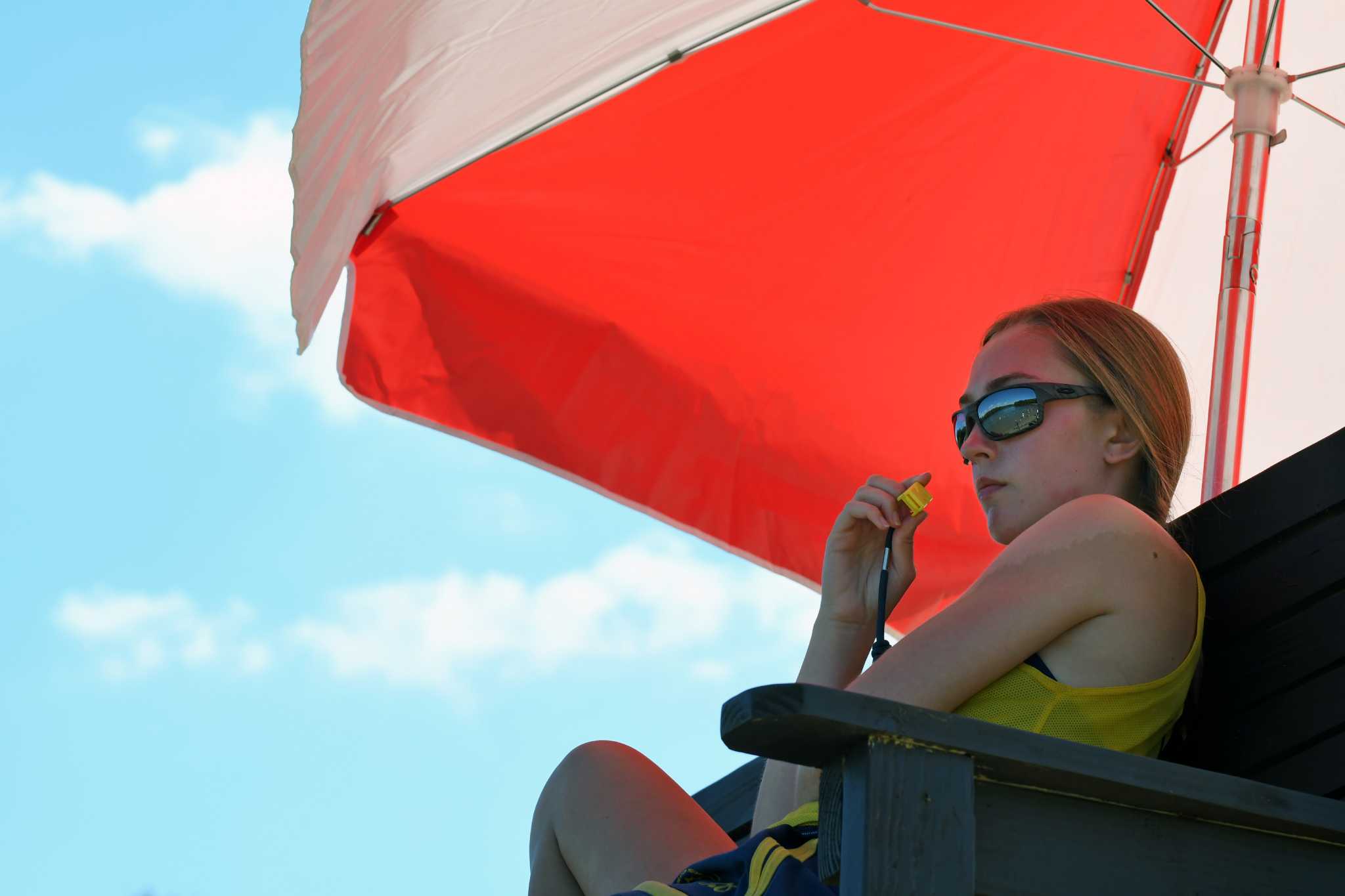 New York extends hours at swimming spots during heat wave