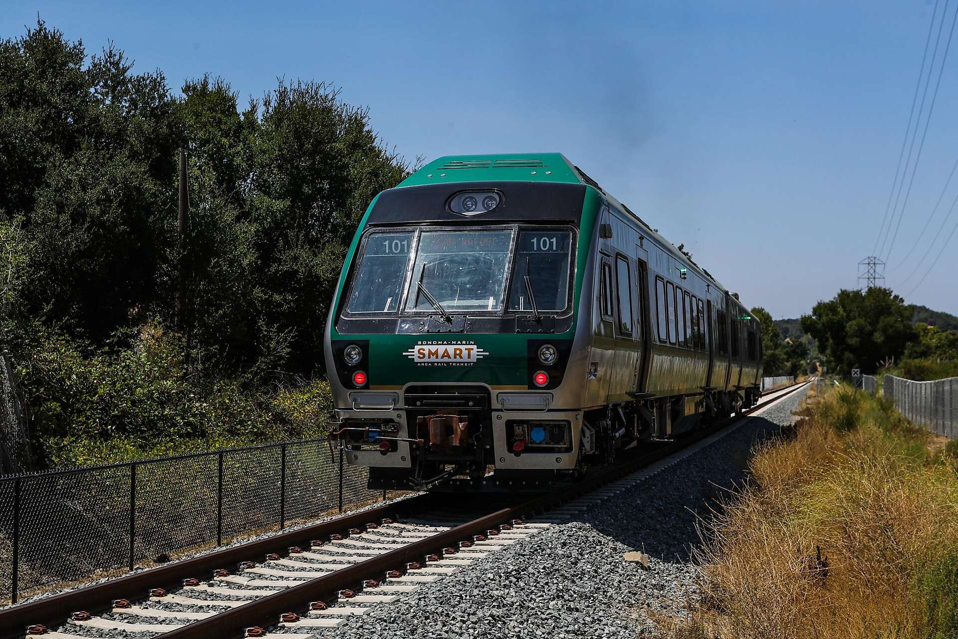 Crews work to shore up hillsides as SMART rail opening nears