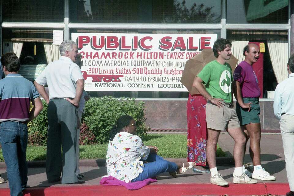 What did Houston look like in 1986 during the infamous oil bust?