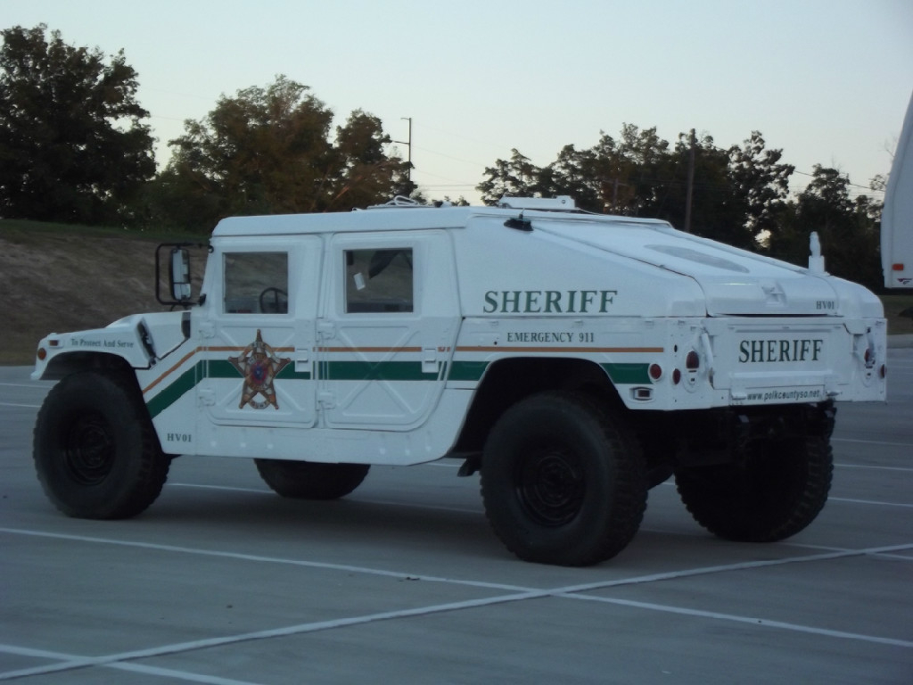 Texas Sheriff's office turns military humvees into badass cop cars