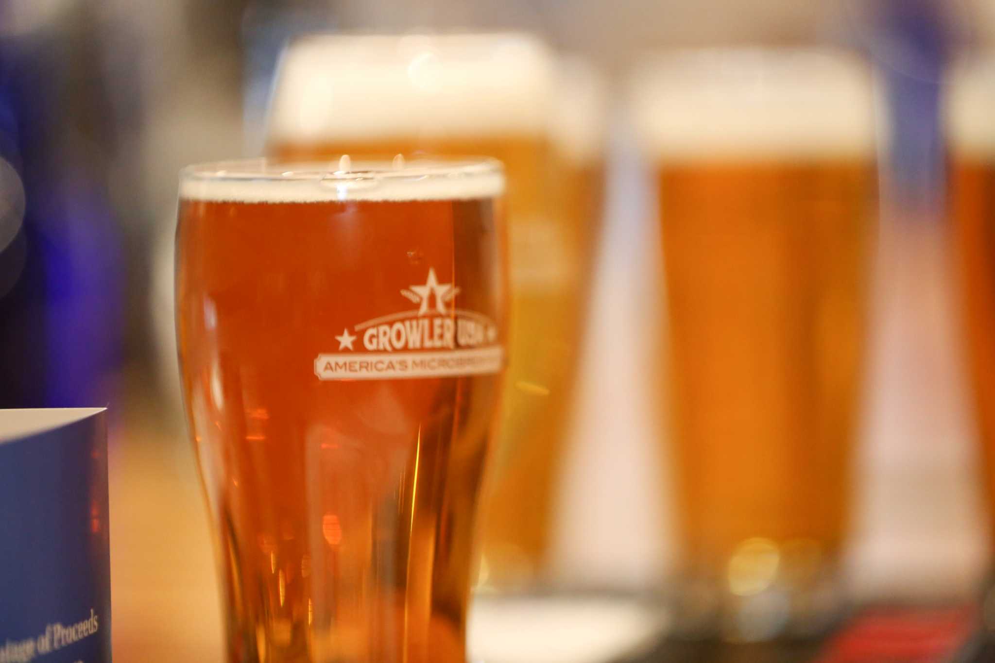 New microbrew pub opens in Katy