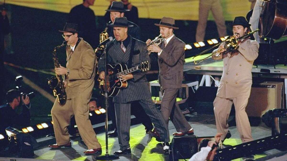 Alive@Five lineup offers rock, pop, swing, country and funk