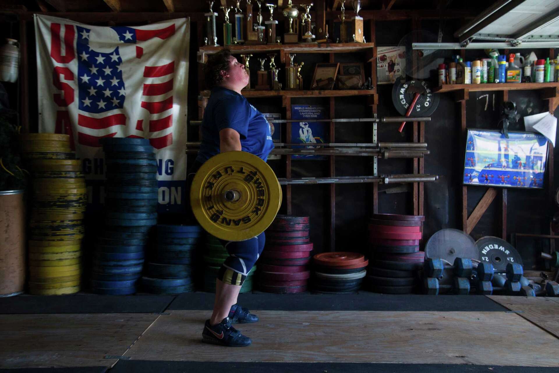 Sarah Robles wins bronze in weightlifting