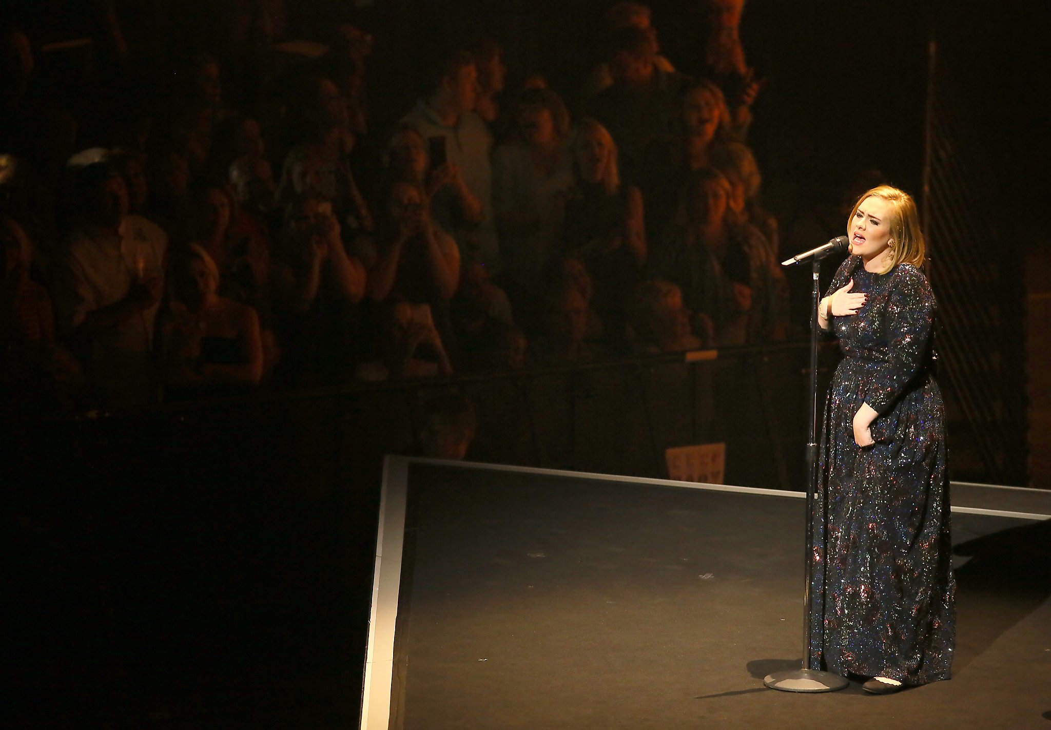 Adele shines when she sings, breaks the spell when she jabbers