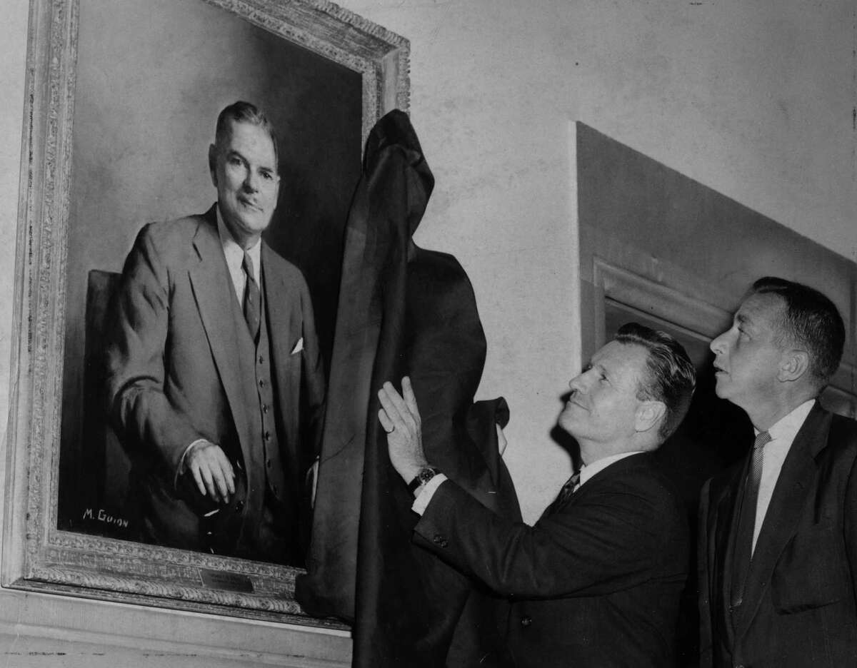 Why is Malcolm Wilson's name coming off Tappan Zee Bridge, niece wonders