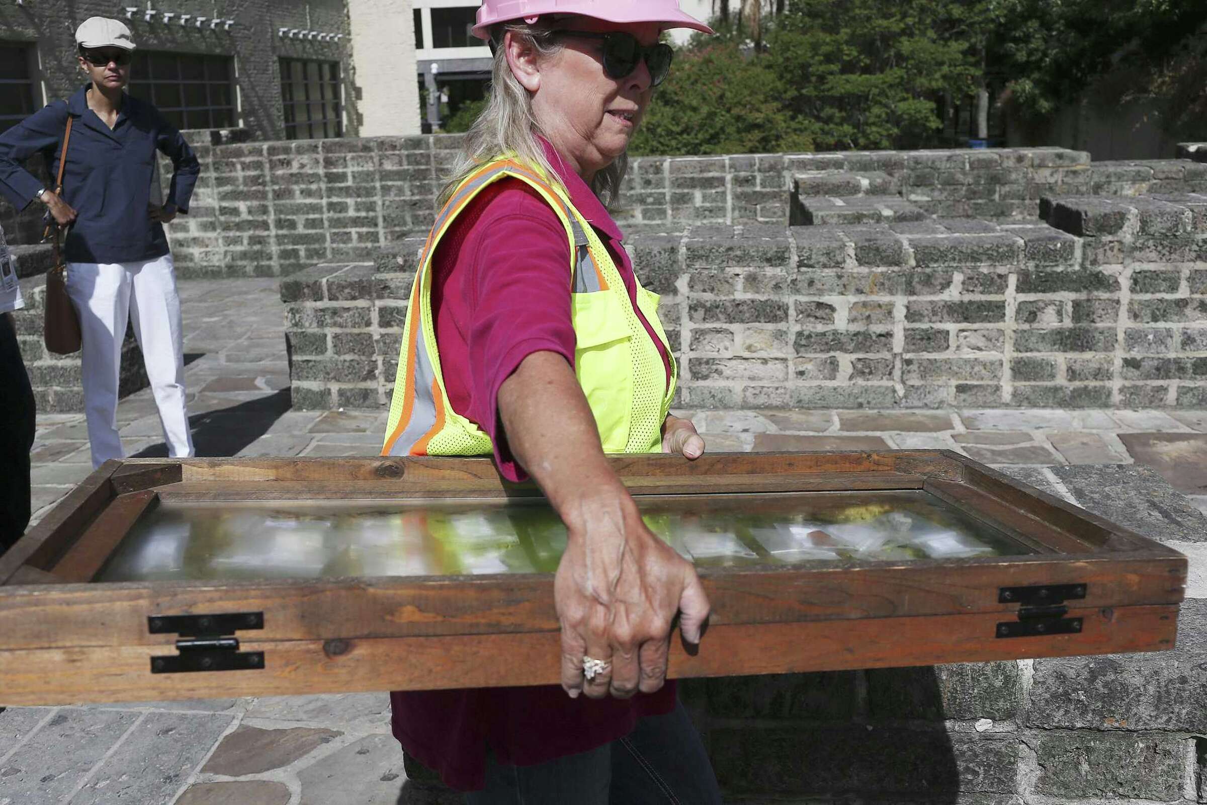 Archaeological dig that uncovered about 1,700 artifacts in Alamo Plaza ...