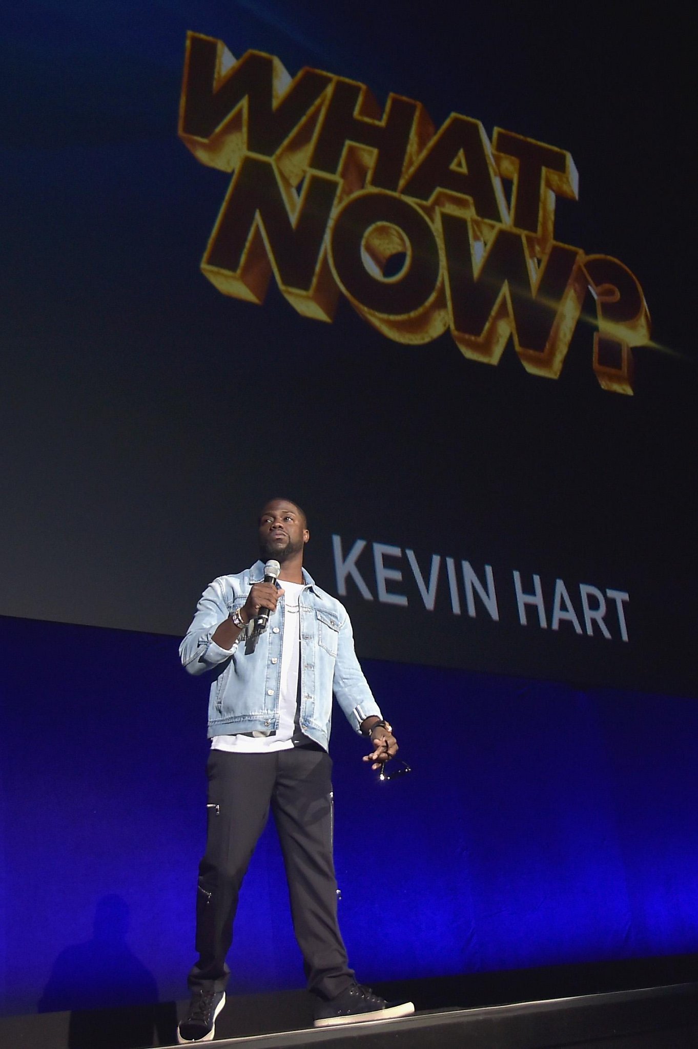 Kevin Hart spreads laughter, love in Bay Area gigs