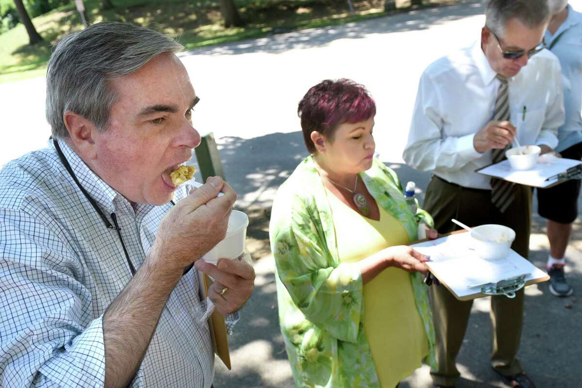 Schenectady serves up Mac and Cheese Throw Down