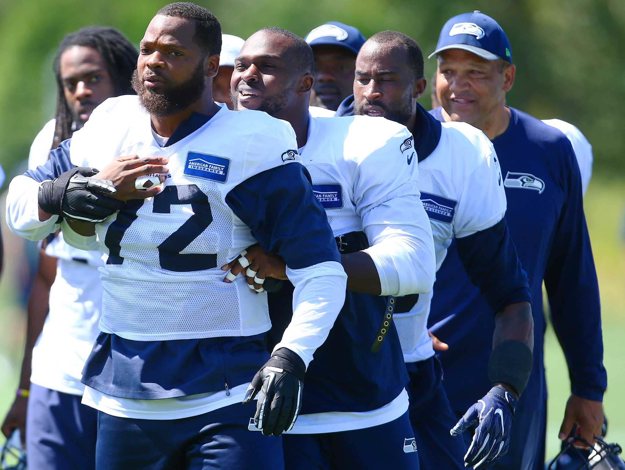 Seahawks DE Michael Bennett blames latest fight on dirty play