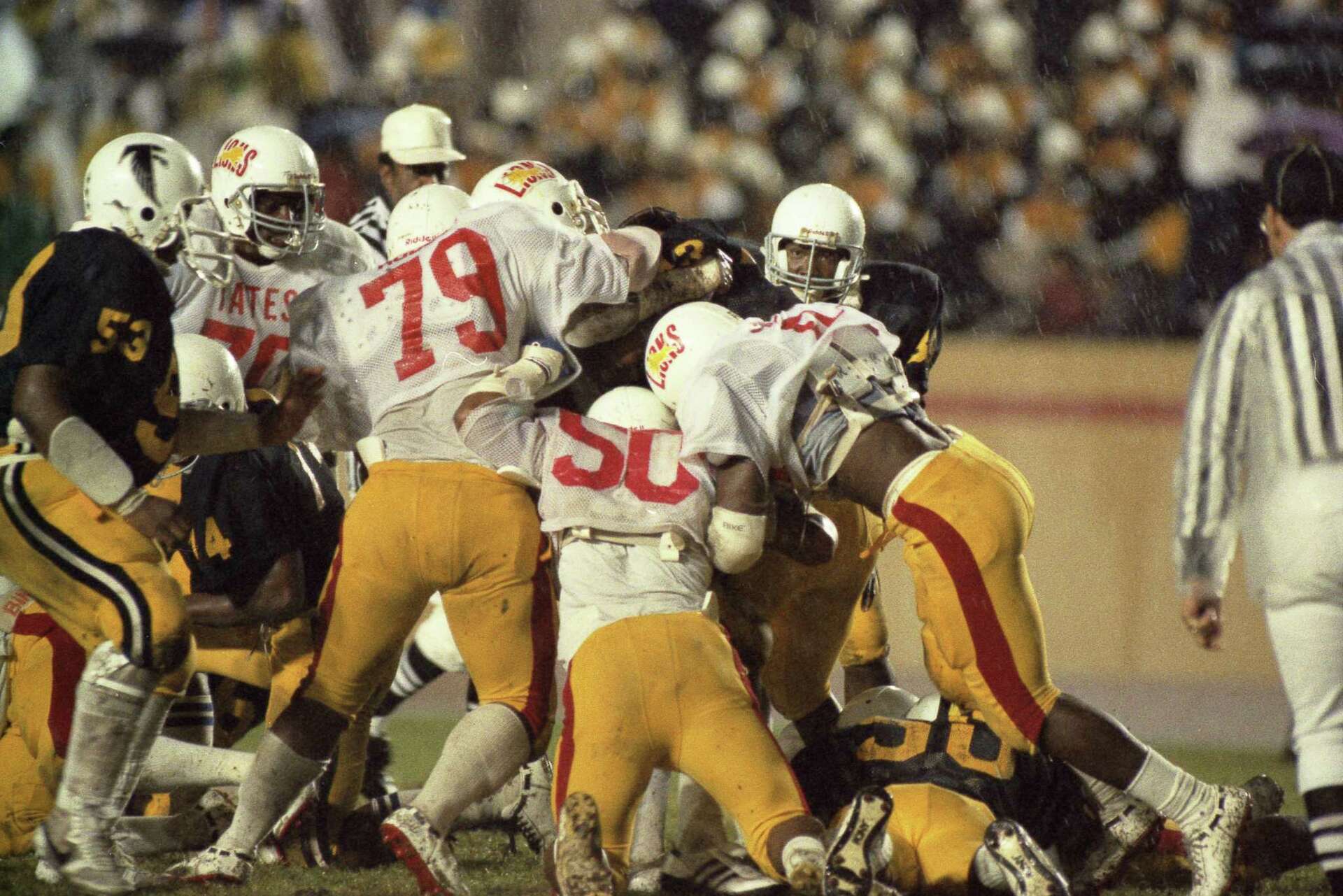 Yates set standard with state football title in '85