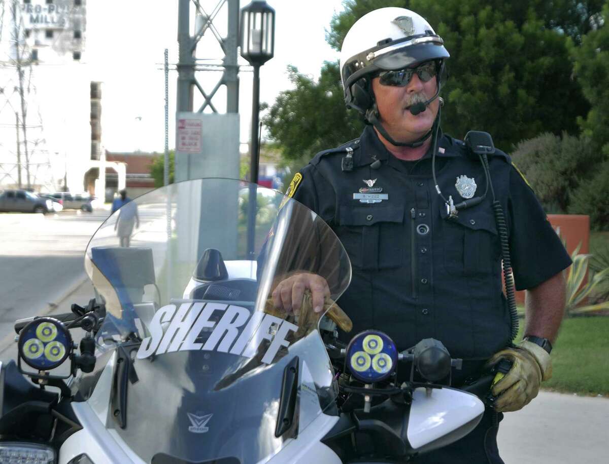 Bexar deputies deploy high-def body cameras