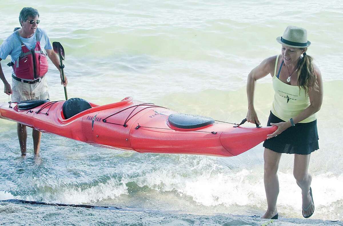 Pakayak: A kayak you can carry on your back