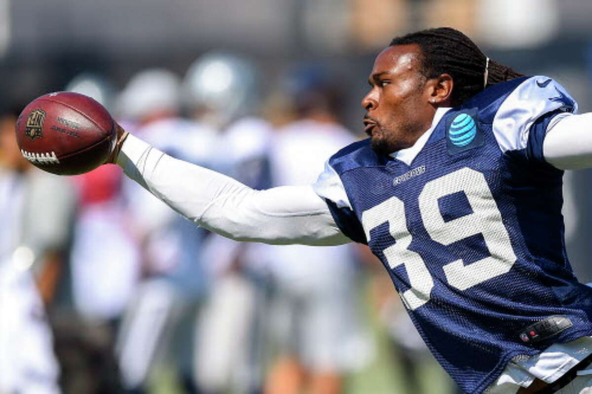 Dallas Cowboys' Brandon Carr makes sacrifices on and off the field