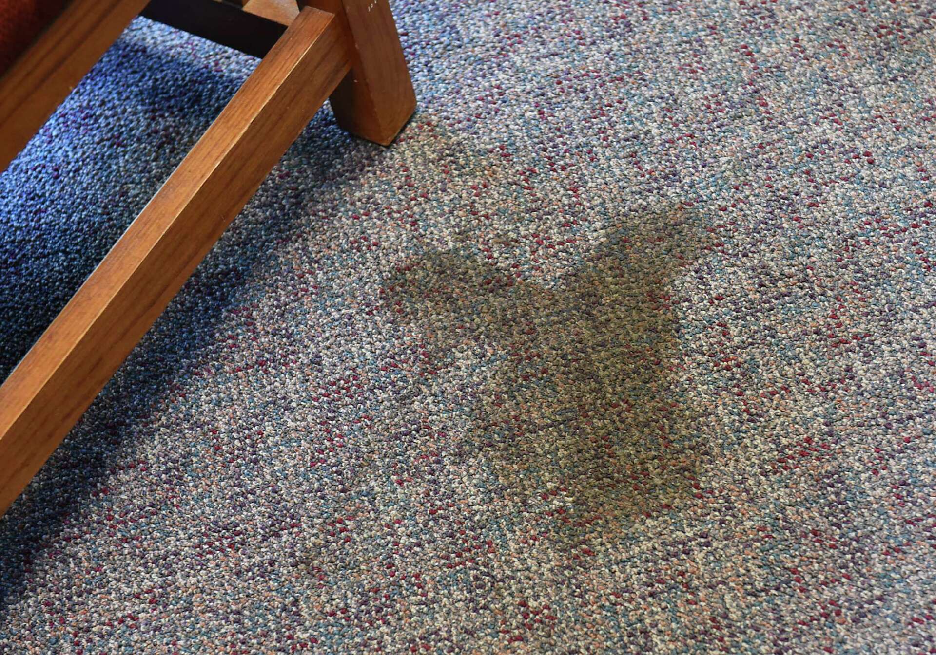 Colonie library to stay, needs renovations