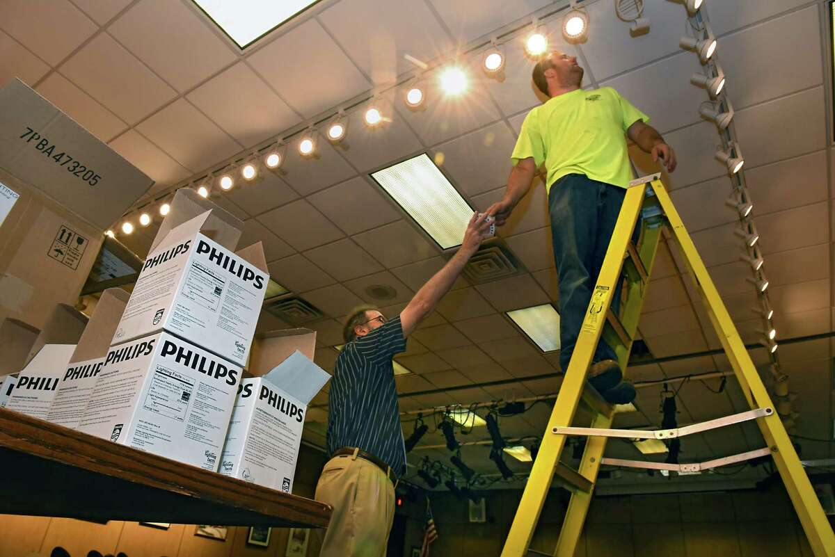 Colonie library to stay, needs renovations