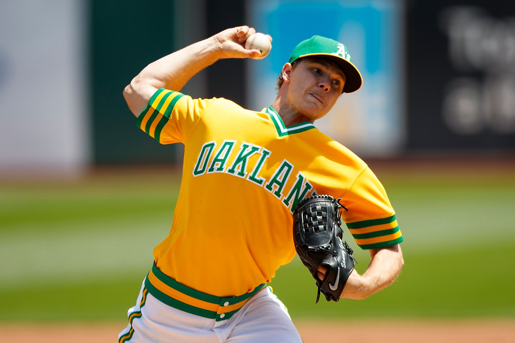 A’s place Sonny Gray on 15-day DL; call up Chris Smith