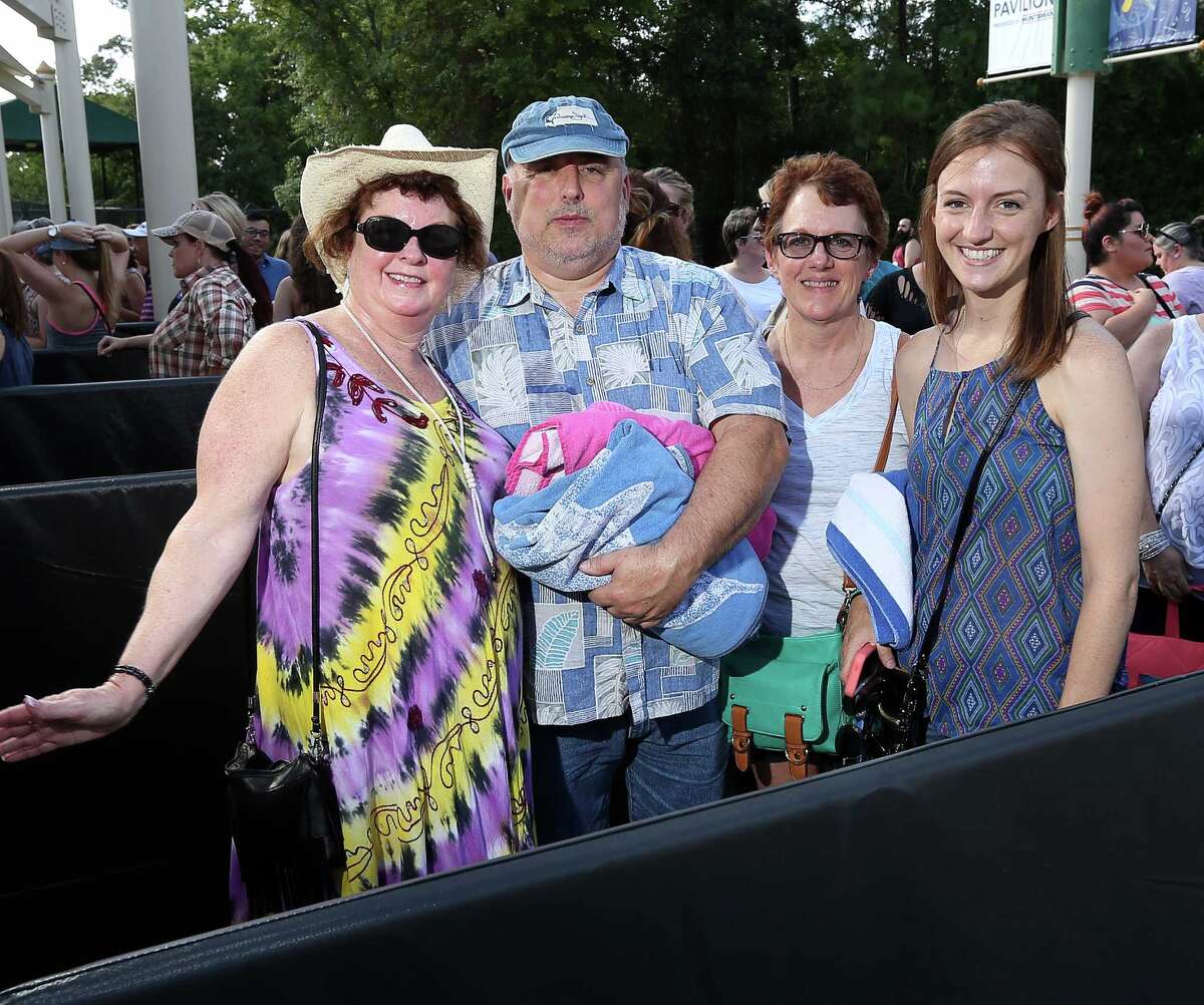 Dixie Chicks come home to Texas for a sold-out show
