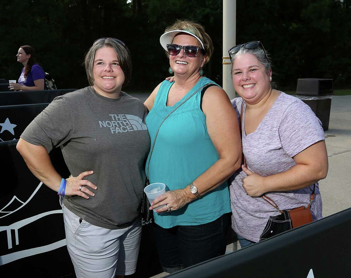Dixie Chicks come home to Texas for a sold-out show