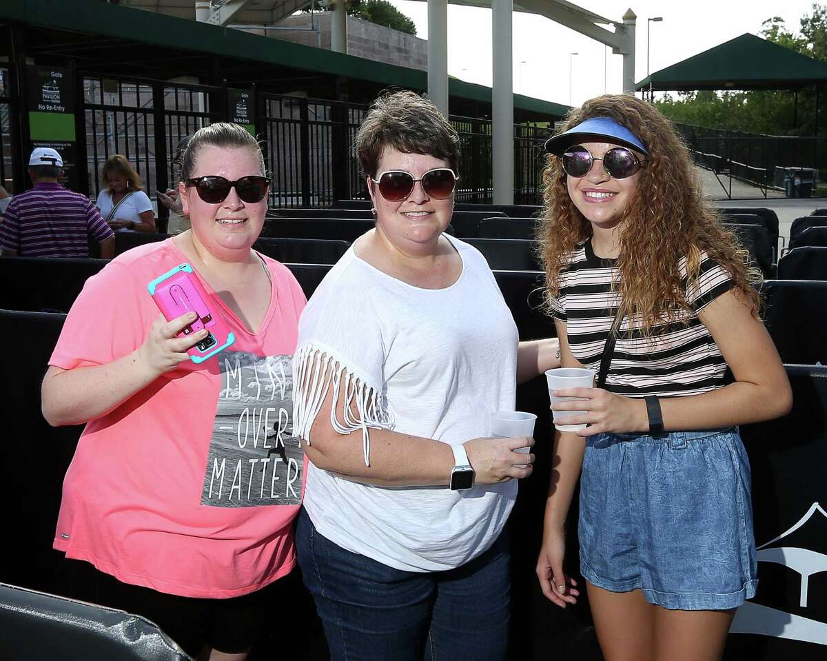 Dixie Chicks come home to Texas for a sold-out show