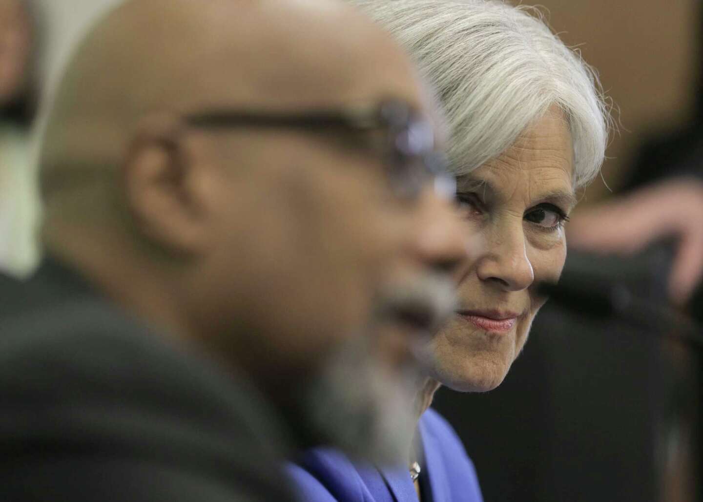 Jill Stein supporters rally by Galleria to get candidate in the debates
