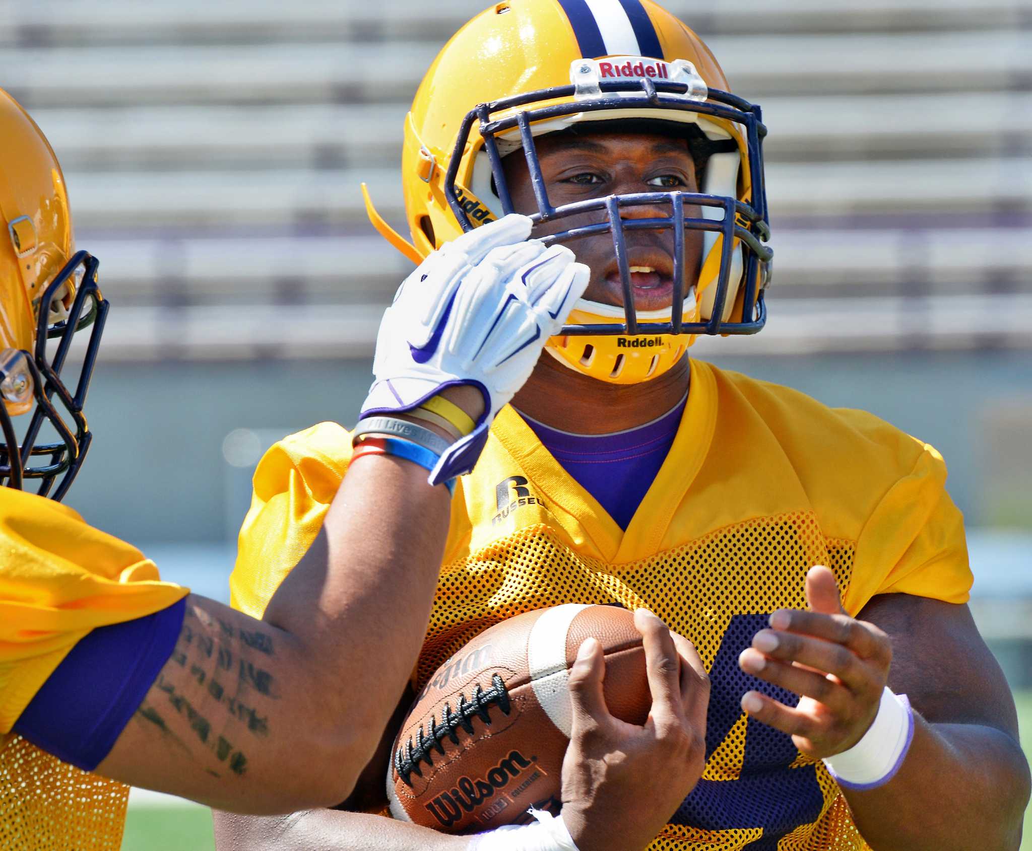 Michael Nicastro returns to field for UAlbany football