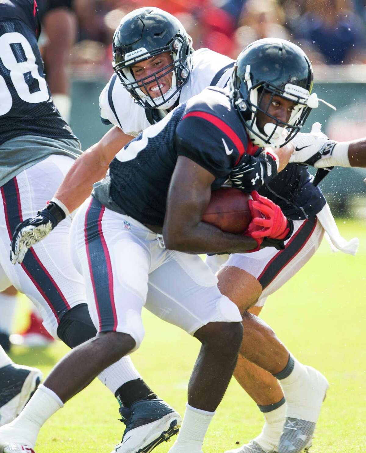 New and improved Brian Cushing puts career in new gear