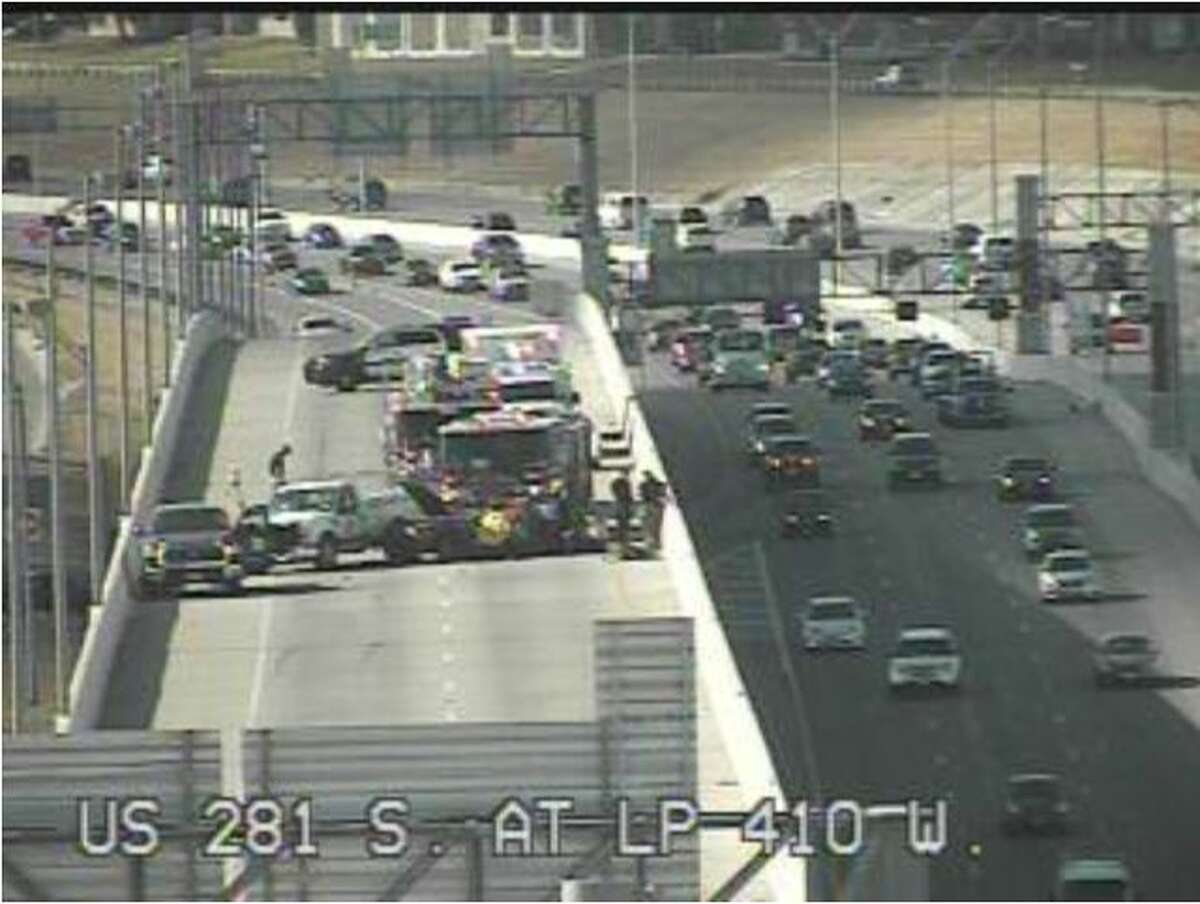 Major accident closes US 281 South exit ramp to 410 west