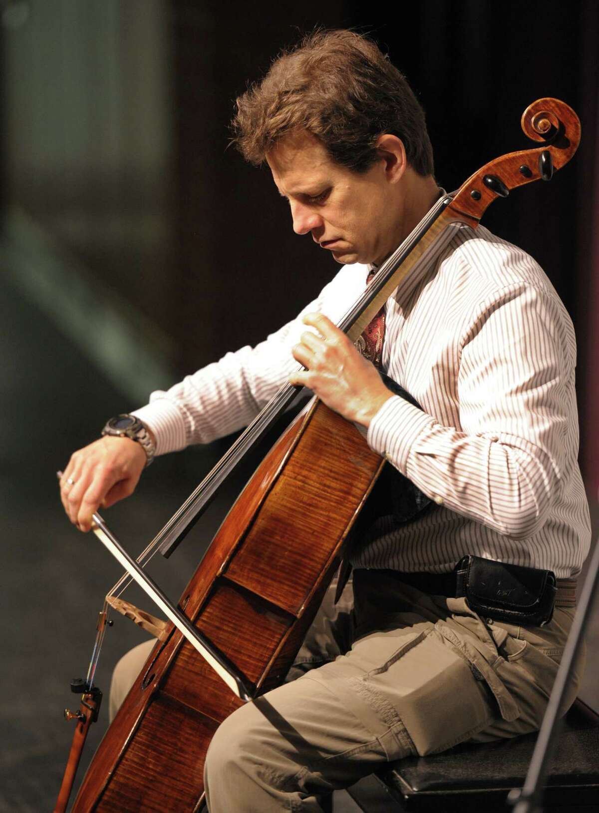 Philadelphia Orchestra cellist beats MS