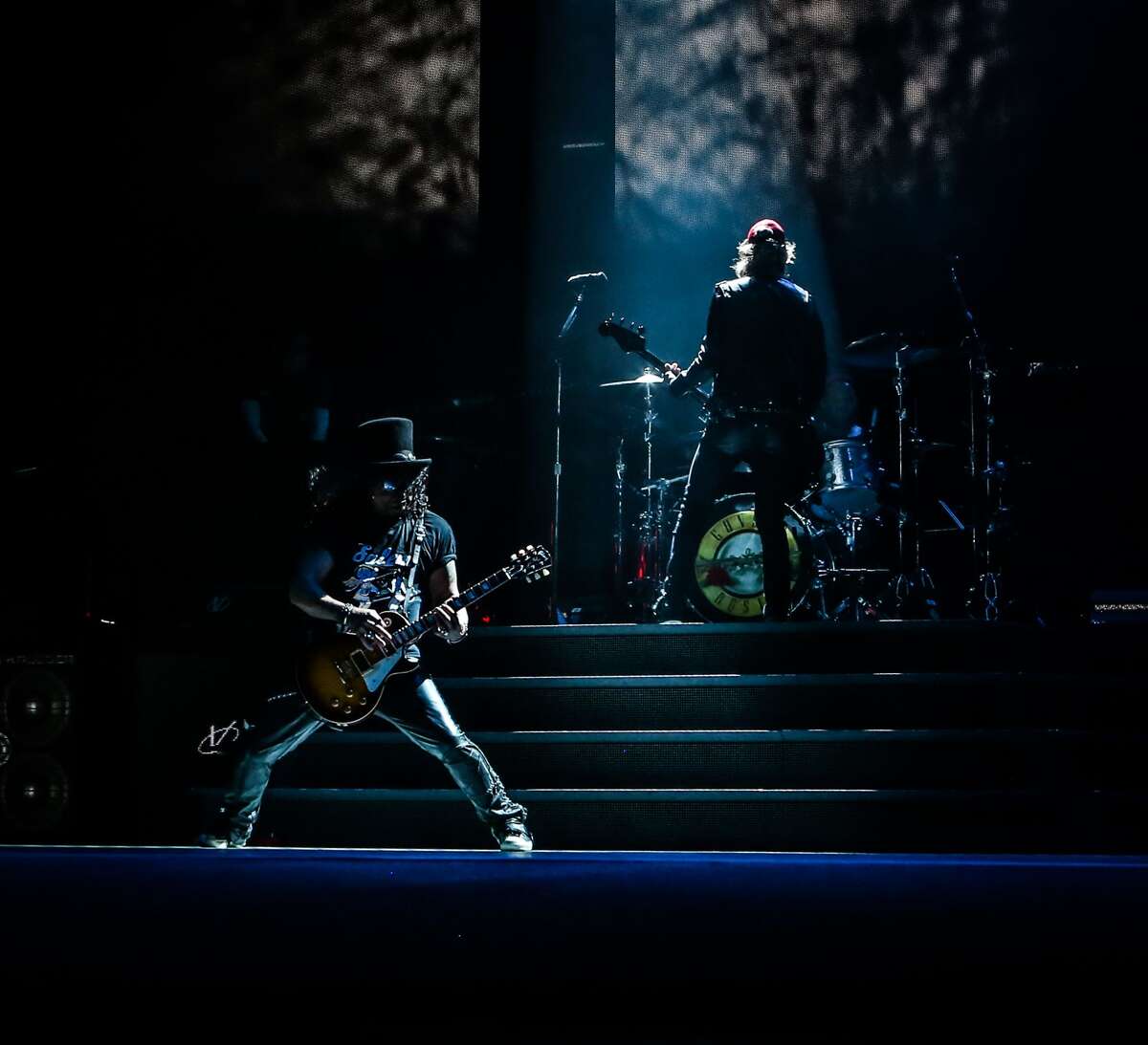 Guns N' Roses reunion show at AT&T Park revives classic Slash-Axl Rose ...